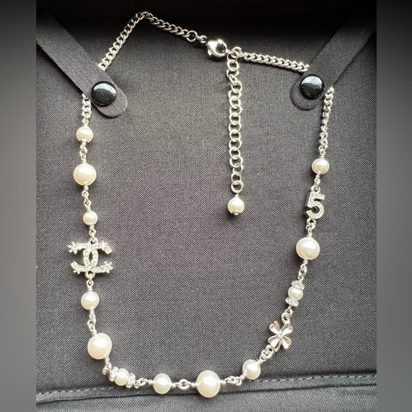 CHANEL | Jewelry | New Chanel Cc Pearls 23p Silver Metal Pearly Crystal ...
